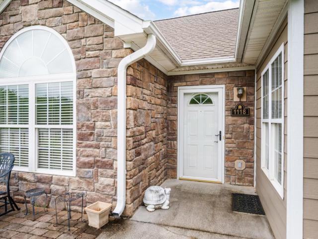 1118 Jefferson Way