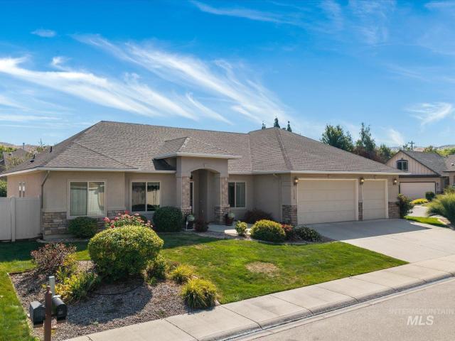 1118 Regency Way