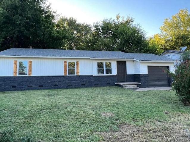 1118 S Date Ave, Broken Arrow, OK 74012