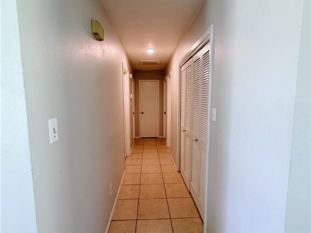 1118 S Dexter Drive