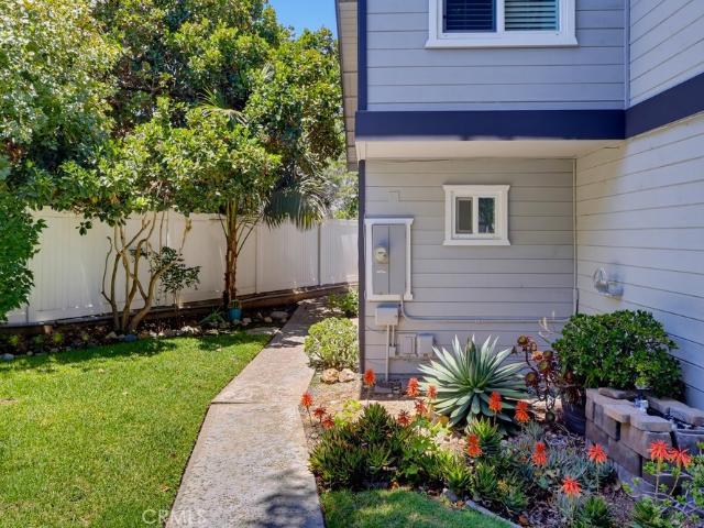1118 Sandi Lane