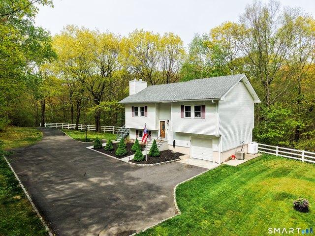 1118 Spindle Hill Rd, Wolcott, CT 06716