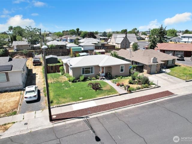 1118 W Cascade Avenue