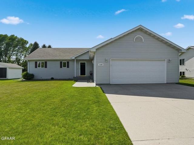 1118 18th Ave SE, East Grand Forks, MN 56721