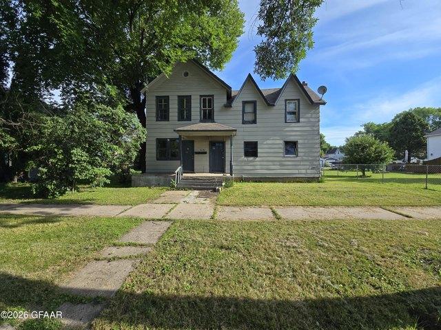 1118 1st Ave N, Grand Forks, ND 58203