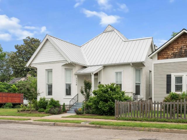 1118 3rd Ave S