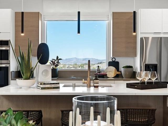 11190 Socrates Ridge St, Las Vegas, NV 89141