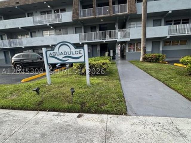 11195 SW 1st St Apt 314, Sweetwater, FL 33174