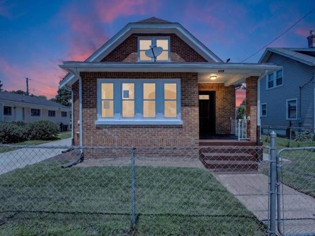 1119 Montague St, Rockford, IL 61102
