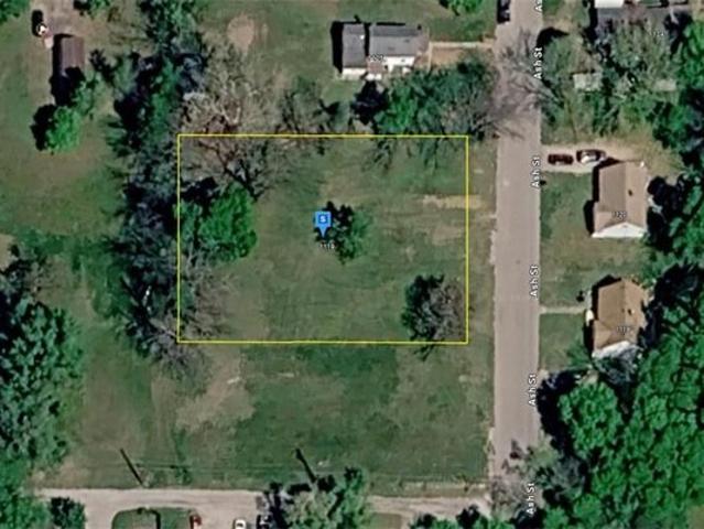 1119 Ash St, Atchison, KS 66002