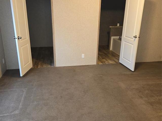 1119 breezy oaks Drive # 1121 b