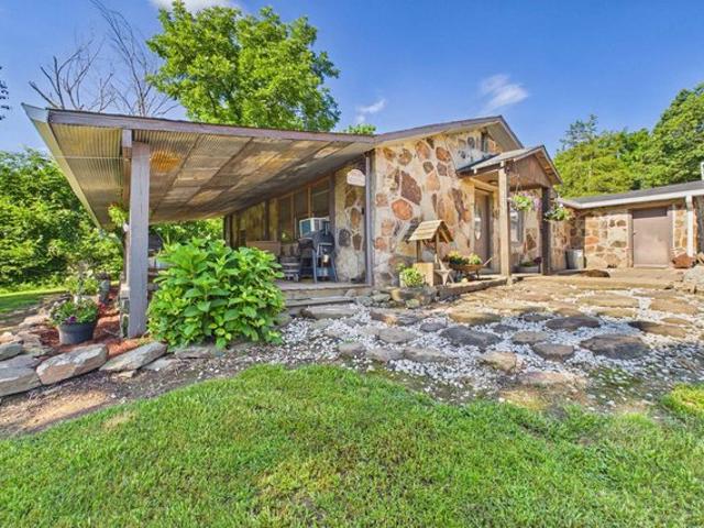 1119 County Road 5, Gassville, AR 72635