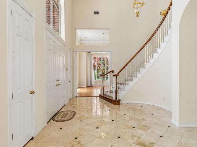 1119 Creekwood Drive