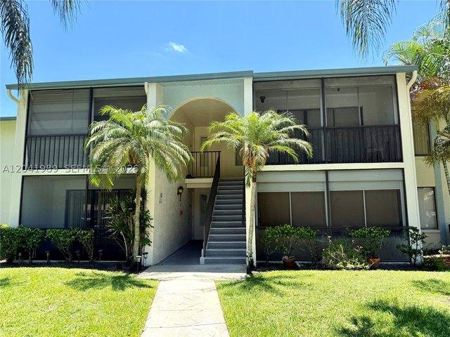 1119 Green Pine Blvd Apt A1, West Palm Beach, FL 33409