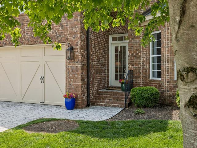 1119 Isaac Franklin Dr