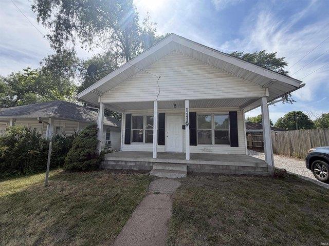 1119 Liberty Dr, Mishawaka, IN 46545