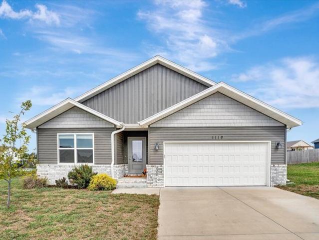 1119 Little Rock Ct, Nixa, MO 65714