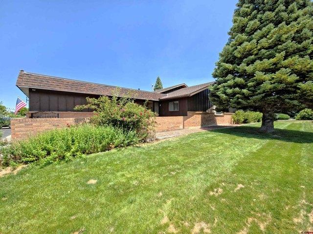 1119 Phillips Ct Apt A, Montrose, CO 81401