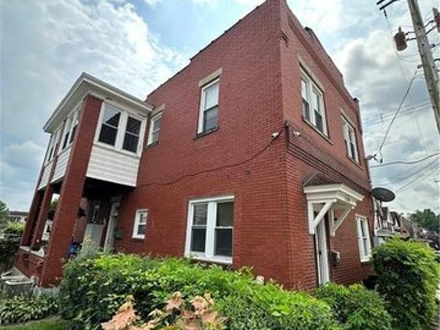 1119 Race St, McKees Rocks, PA 15136