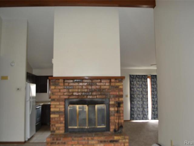 1119 River Valley Dr Drive