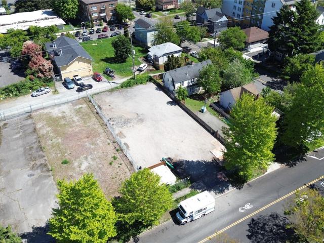 1119 S J Street