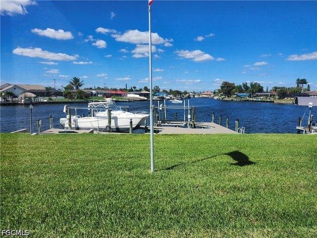 1119 SE 28th Ter, Cape Coral, FL 33904