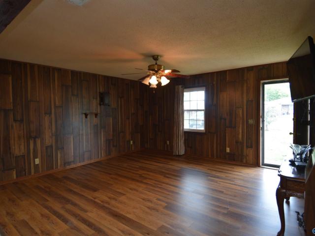 1119 Terry Circle