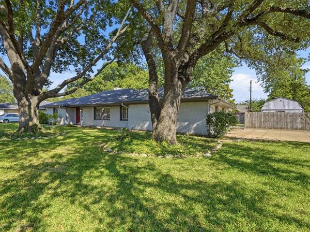 1119 Trace Road