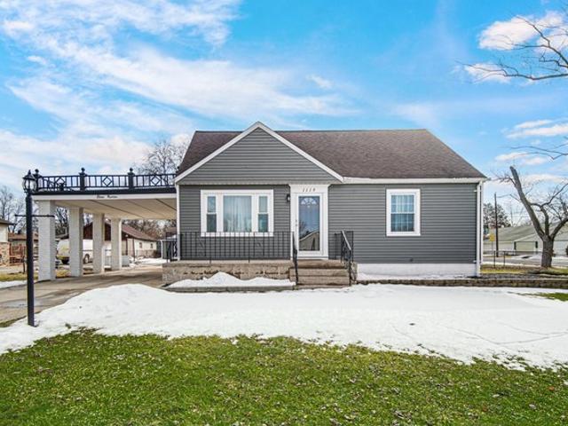 1119 W 38th Pl, Hobart, IN 46342