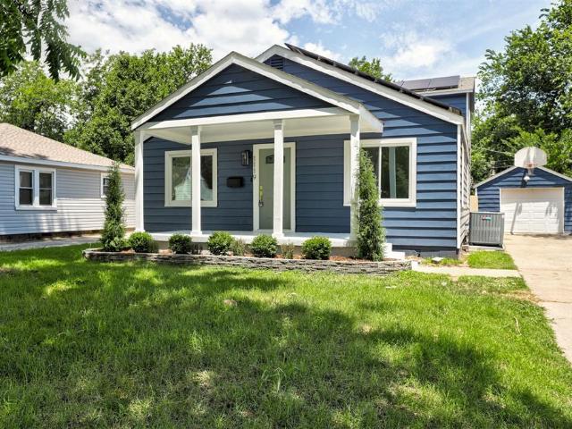 1119 W Eufaula Drive