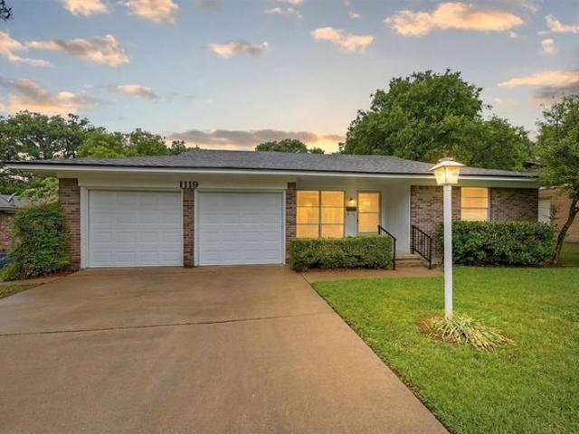 1119 W McGee St, Sherman, TX 75092