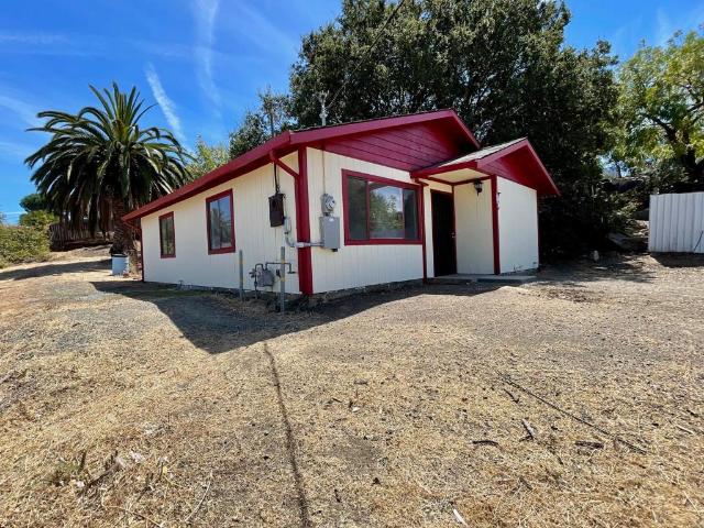 1119 Warren Ave