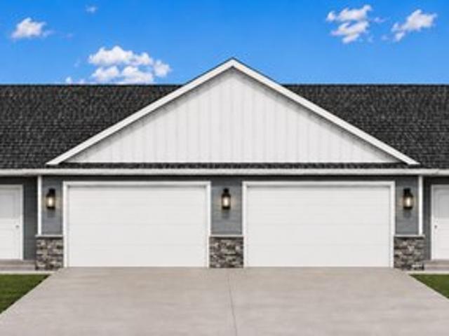1119 8th Ave SE, Waseca, MN 56093