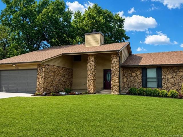11103 E 98th St N, Owasso, OK 74055