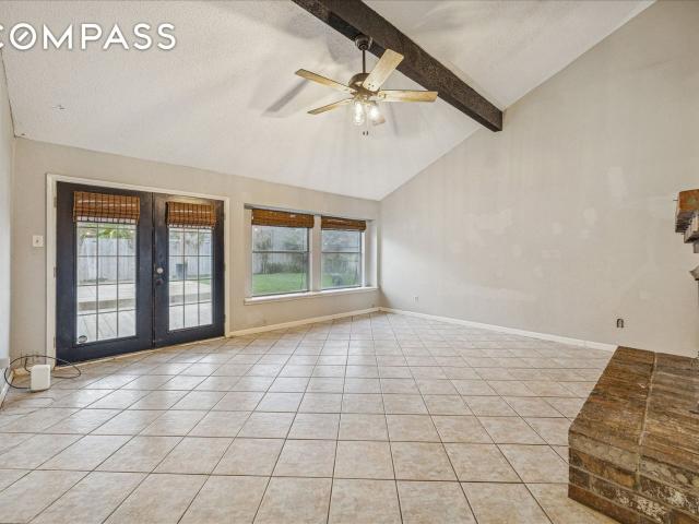 11103 Hidden Bend Dr, Houston, TX