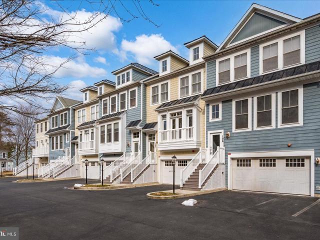 11100 Crusader Ln, Unit 106, Berlin, MD 21811 | Compass