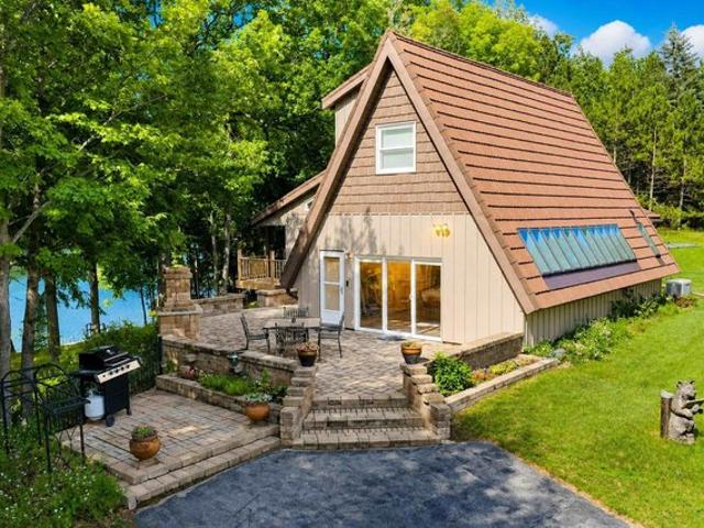 11100 Gandt Rd, Gillett, WI 54124