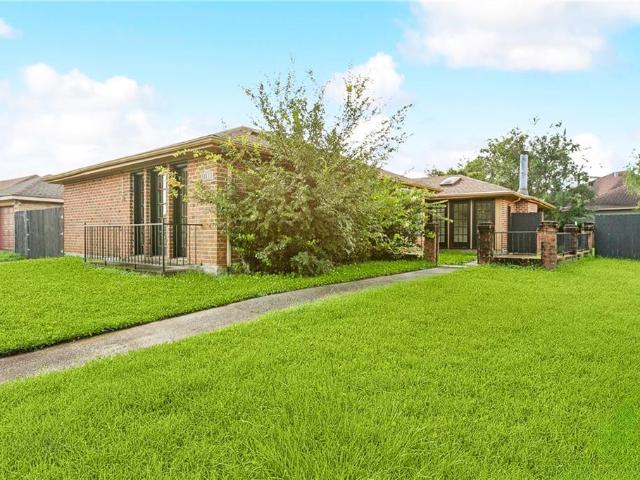 11100 N Idlewood Ct, New Orleans, LA 70128 | MLS #2508