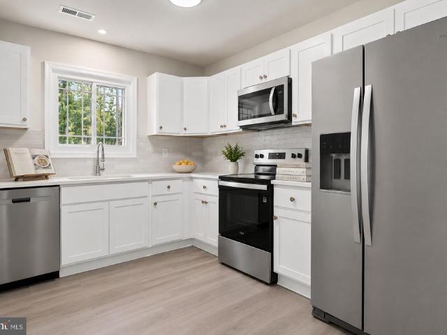 11100 Shady Grove Court