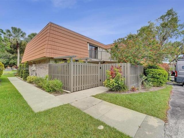 11100 SW 15th Mnr, Davie, FL 33324