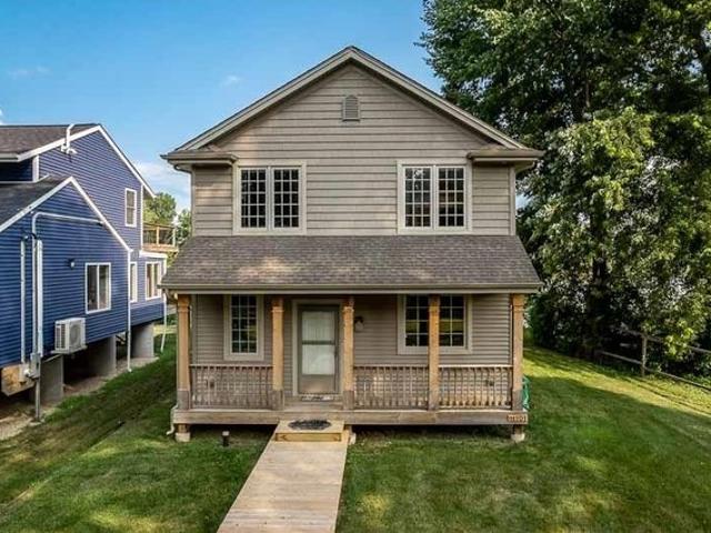 11101 Edgemere Ter, Roscoe, IL 61073