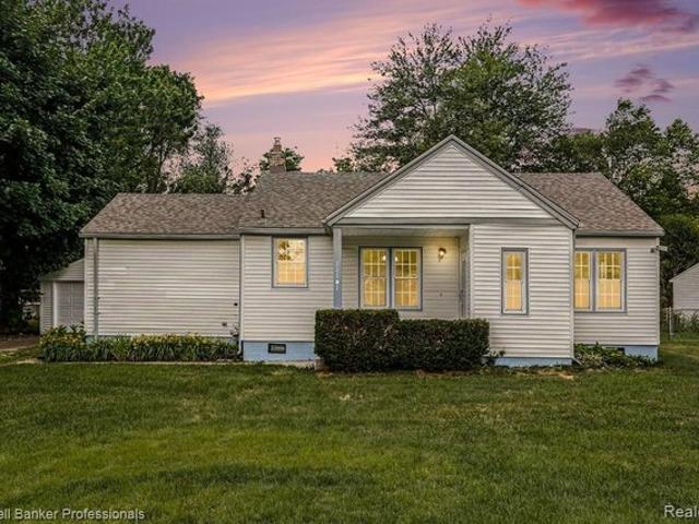 11101 Gold Arbor Rd, Plymouth, MI 48170