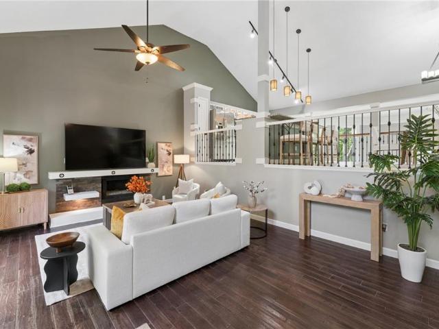 11101 NW 55th Street