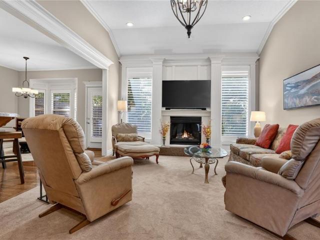 11107 n madison court
