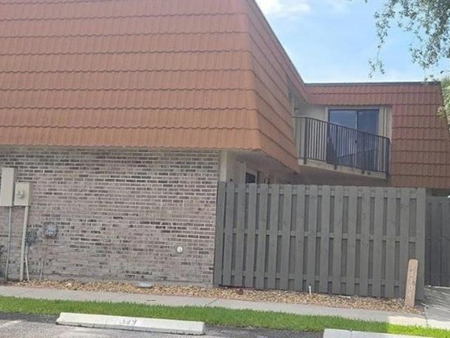 11104 SW 15th Mnr, Davie, FL 33324