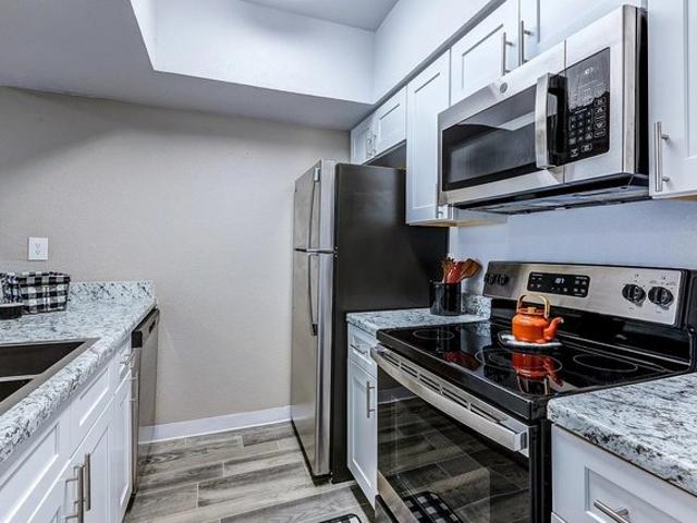 111050 N Biltmore Dr, Phoenix, AZ 85029
