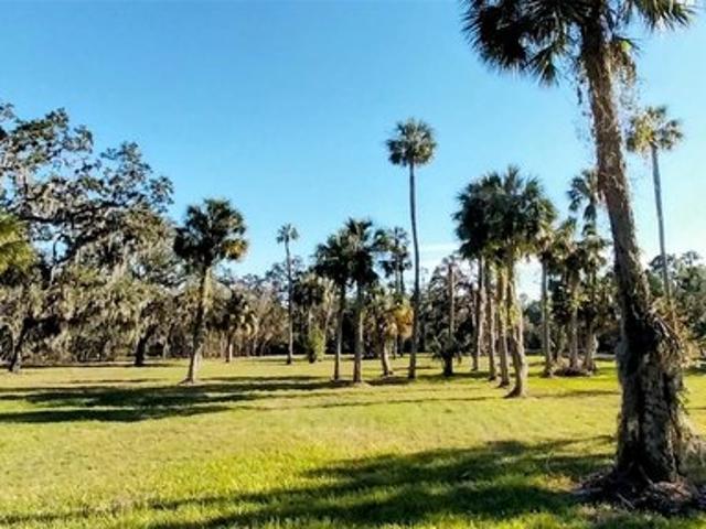 11105 Winn Rd, Riverview, FL 33569