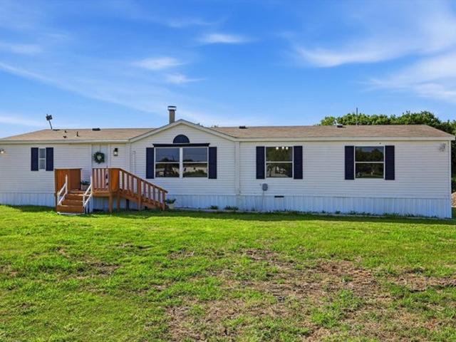11105 McKinley Dr, Venus, TX 76084