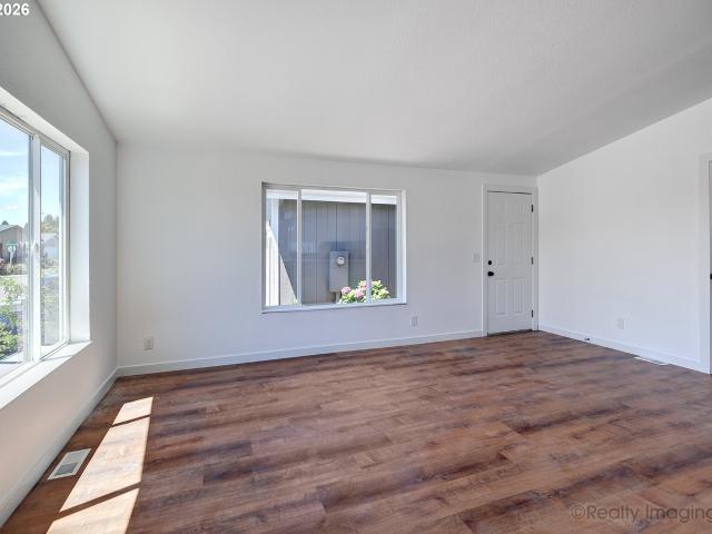 11105 main st # 14