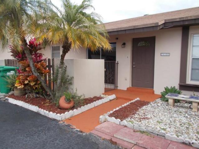 11105 SW 122nd Ct, Miami, FL 33186